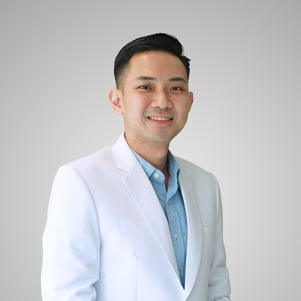 dr. Edwin Hadinata, Sp.PD. - Universitas Ciputra