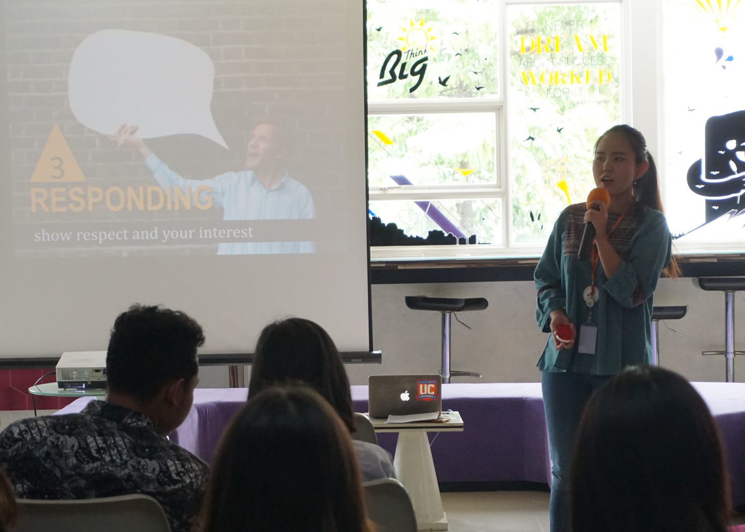 iTalk: Basic Interpersonal Communication – Library