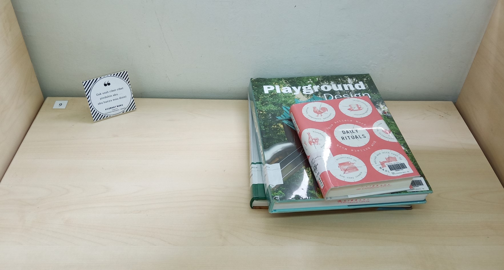 #CurhatBuku at UC Library - Library