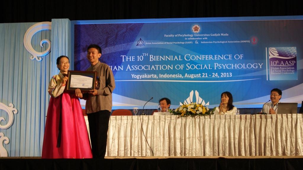 Penghargaan dari Asian Association of Social Psychology - Universitas ...