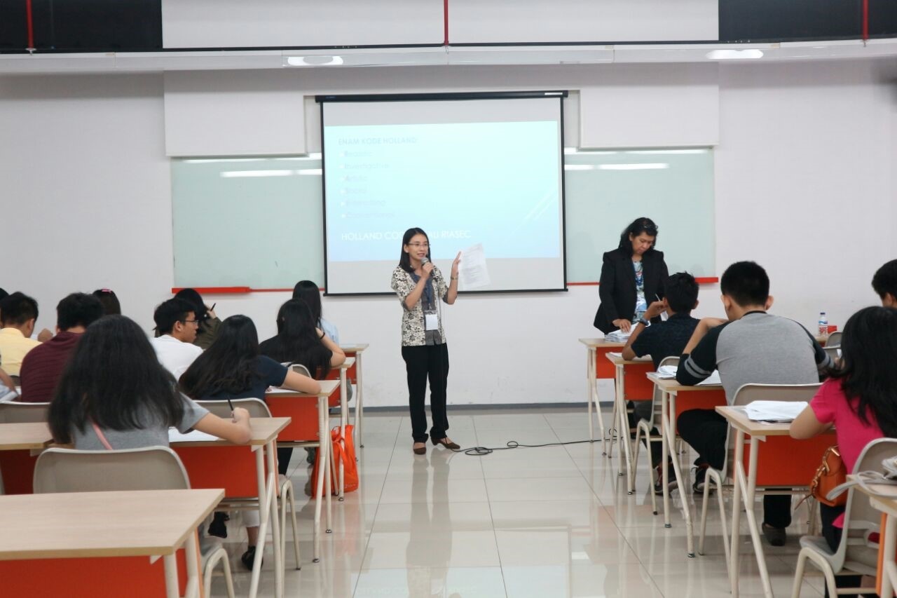 Seminar Karir - Universitas Ciputra