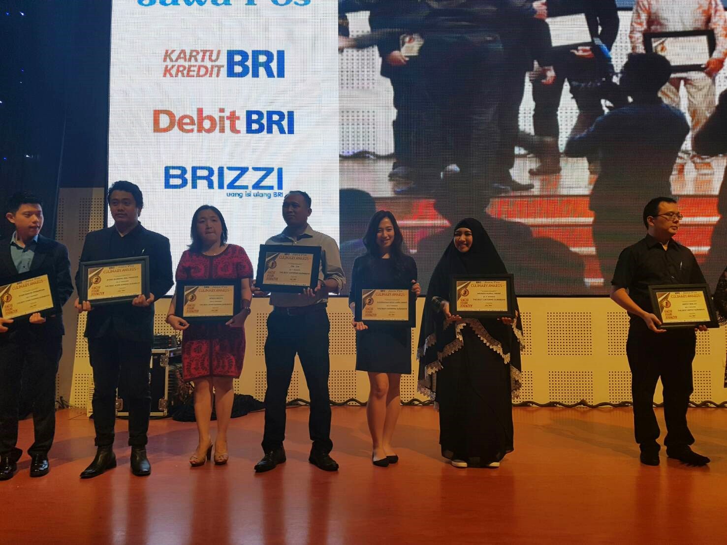 Djoeragan Sego Laris Manis, Bisnis Keluarga Florencia Riswanto (Alumni ...